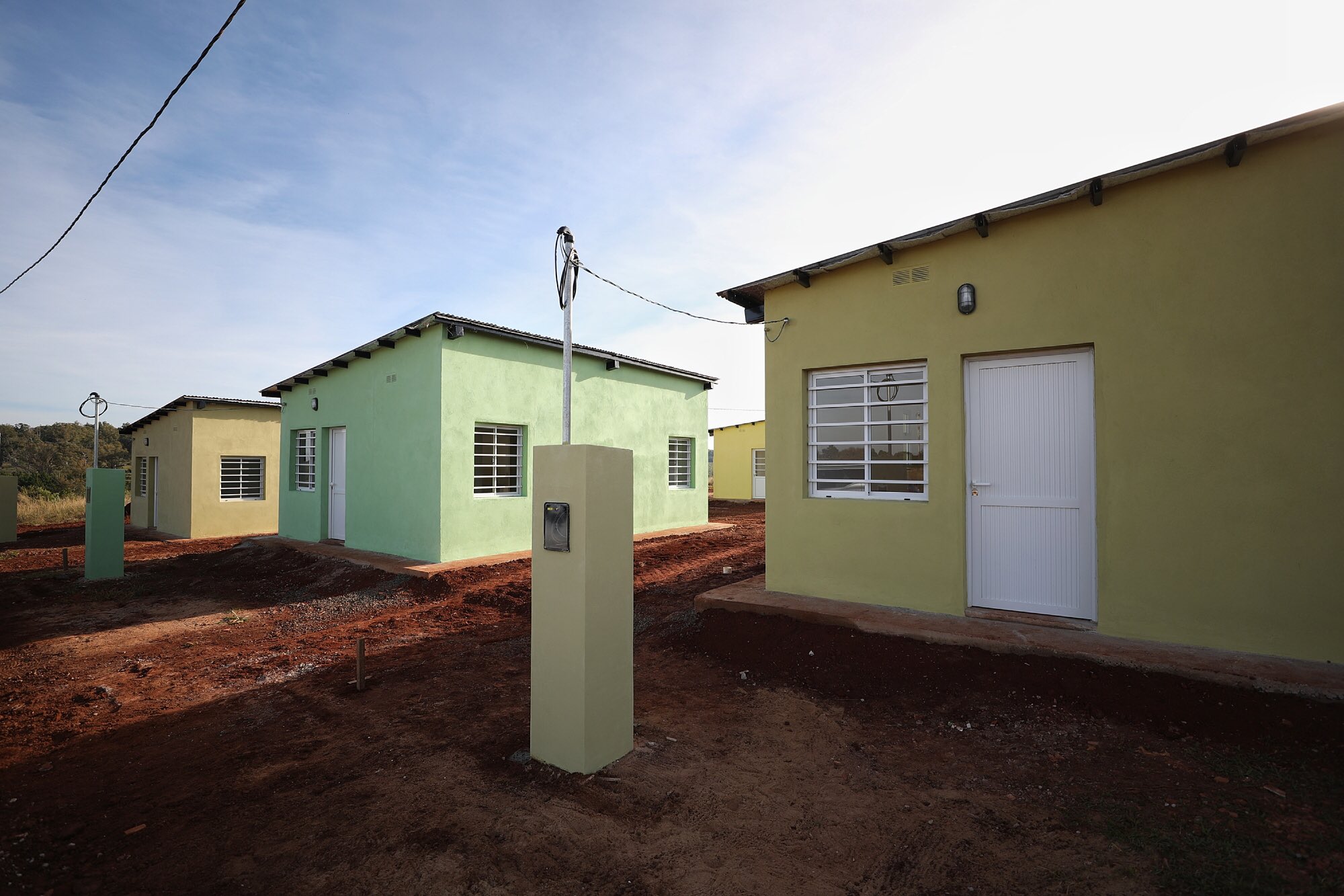 Valdés entregó viviendas, inauguró un Centro de Control Policial y ...